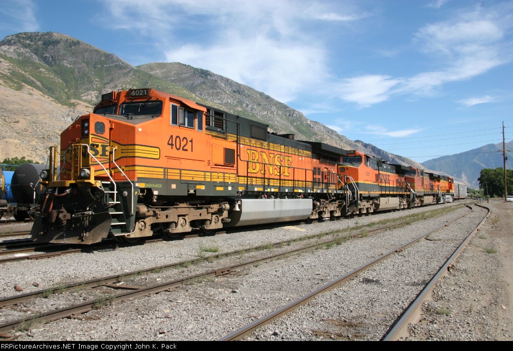 BNSF 4021